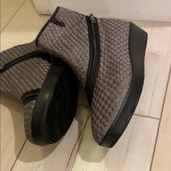 The Bernie Mev | Shoes | Ernie Mev Amanda Ankle Boot | Poshmark